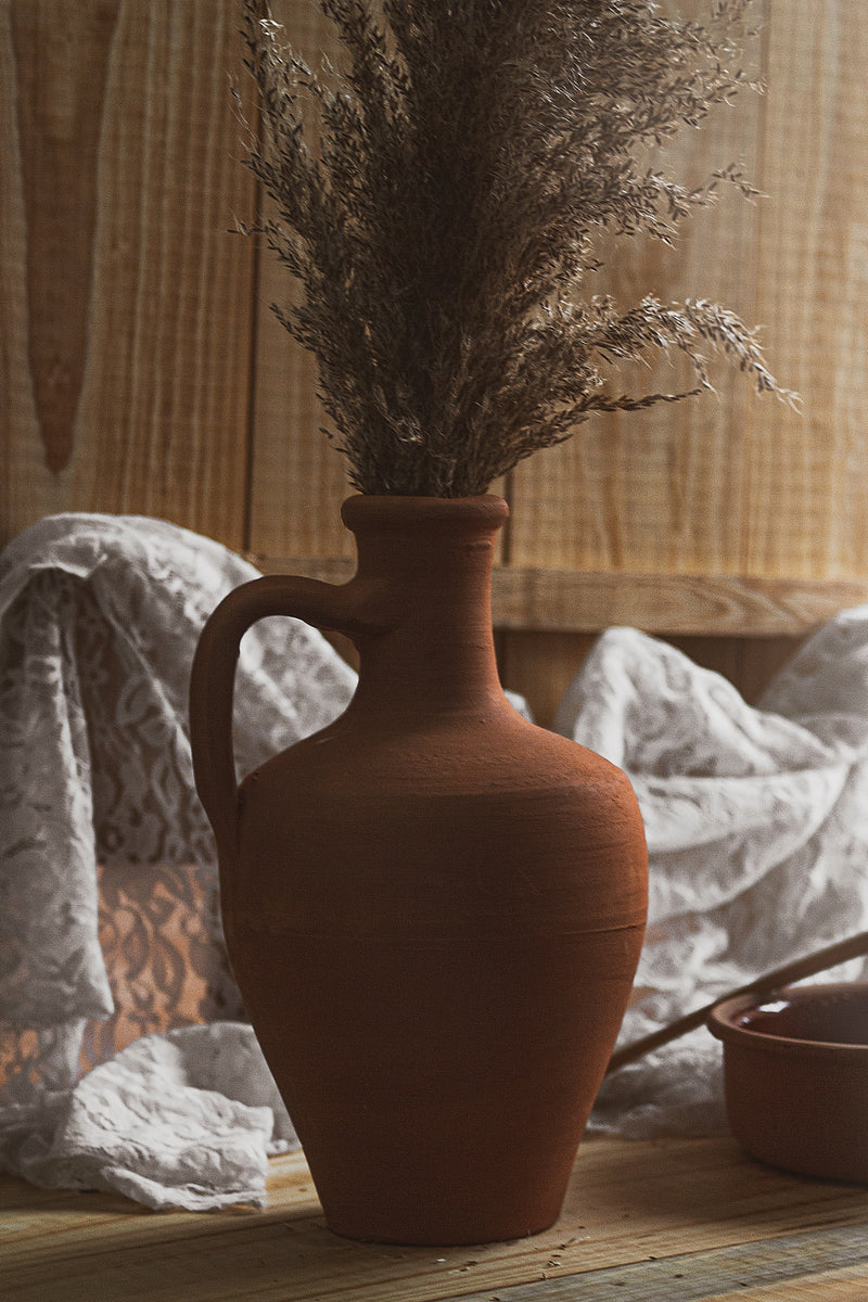 How To Style Terracotta