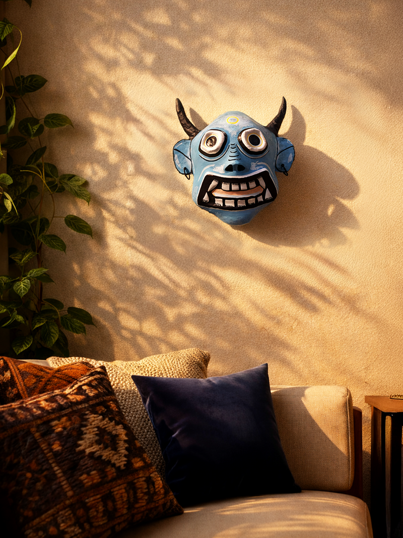 The The mischievious watcher in Cheriyal mask Online